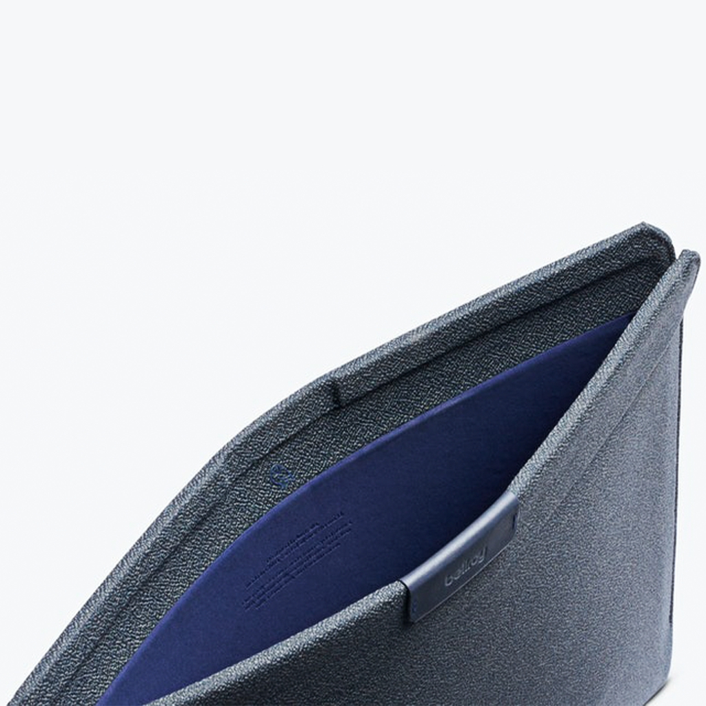 Bellroy Laptop Sleeve 13" Basalt – Devlin's
